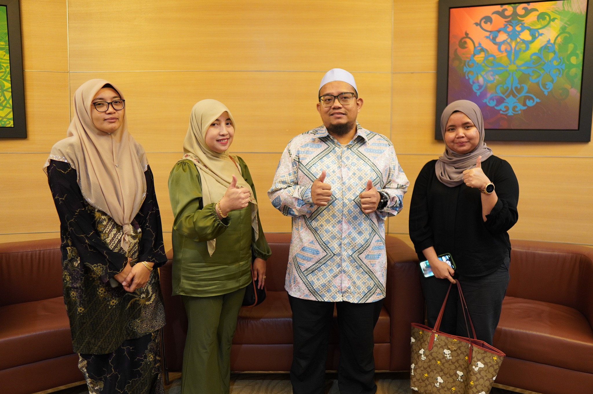 RTM Production - Documentary Mak Nyah yang insaf